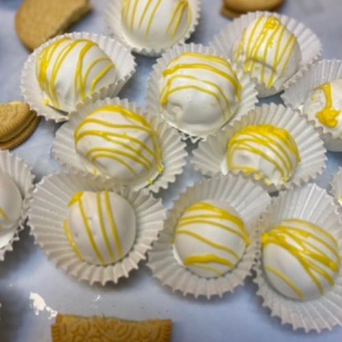 Zesty Delights: Crafting Lemon Oreo Balls - PrettyPastelitos